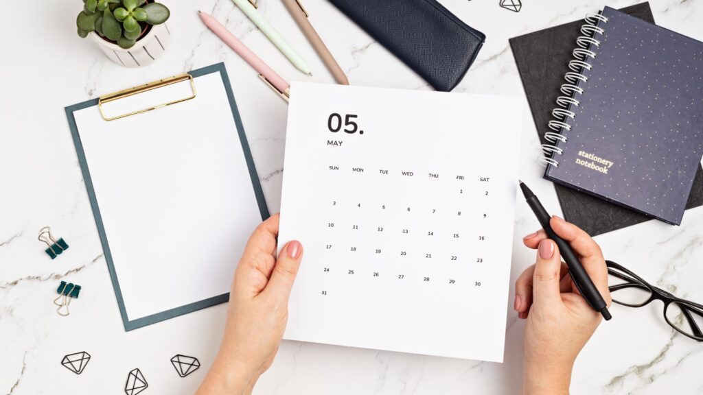 The Best Times To Post On Social Media in 2025 - Jeff Social Marketing
